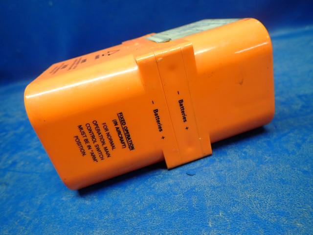 AMERI-KING AK-450 Emergency Locator Transmitter ELT w/ Tray & Antenna ...